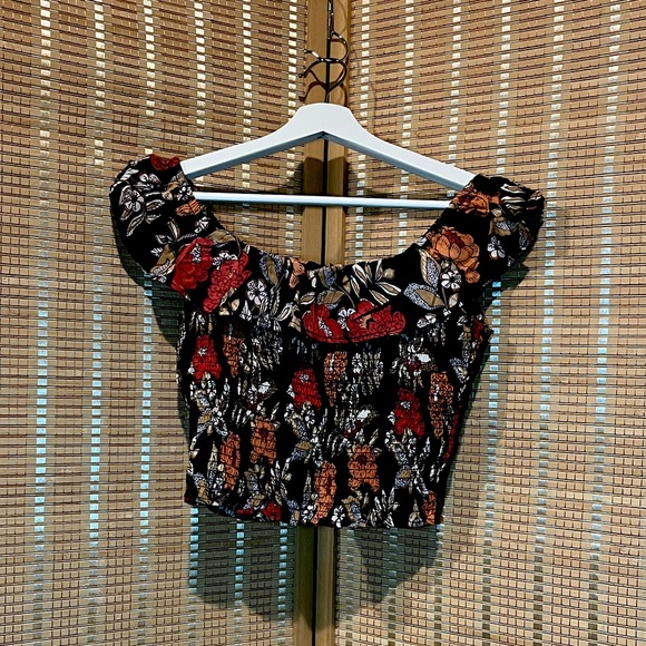 Angie | Tops | Nwt Angie Off The Shoulder Floral Crop Top | Poshmark